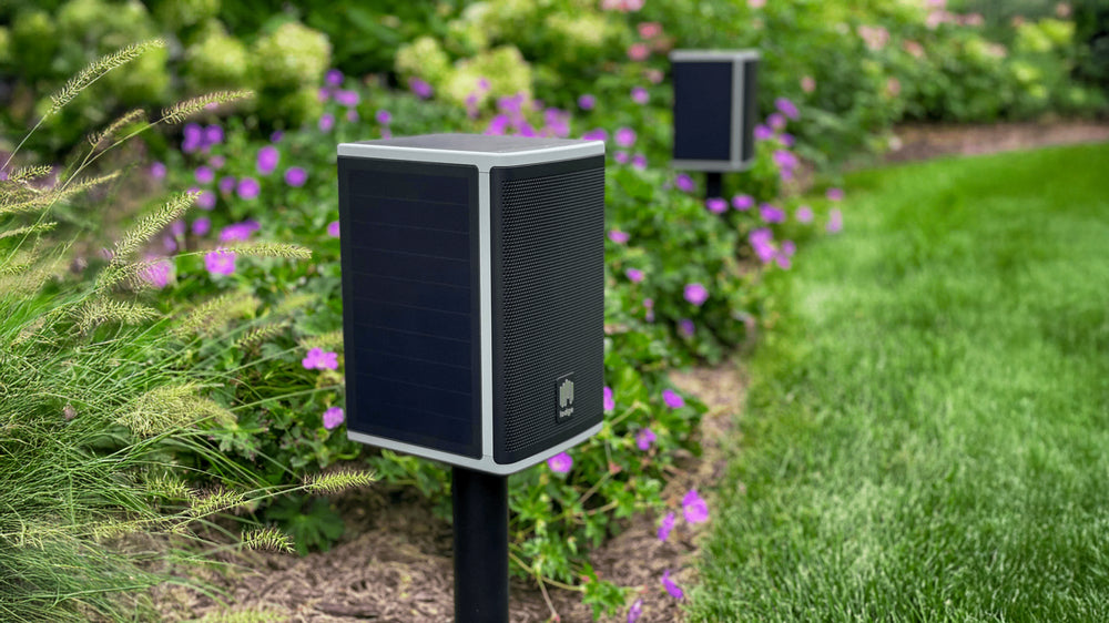 Lodge Solar Powered Bluetooth Speaker